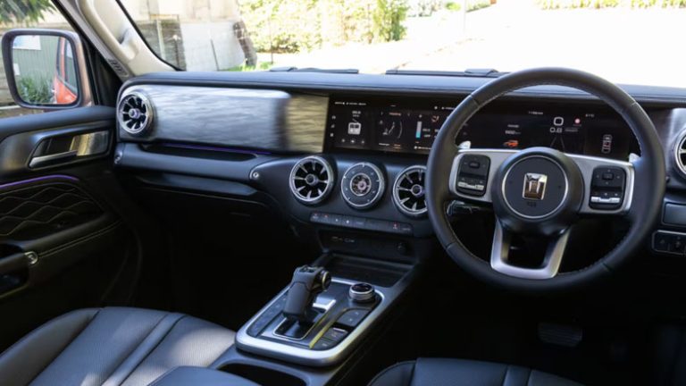 Tank 330: Το κινέζικο SUV που είχε 1.000 παραγγελίες στα πρώτα 6 ...