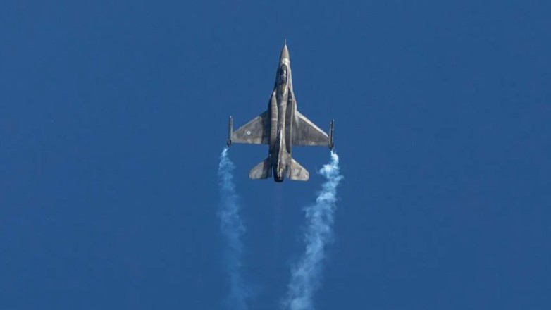 Μιάμιση ώρα κράτησε το θρίλερ για τη διάσωση του πιλότου - Zougla