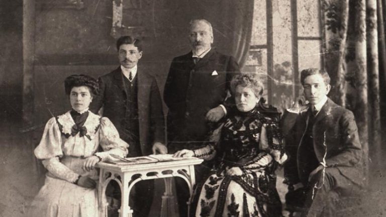 Τα Ποντιακά επώνυμα και η προέλευσή τους