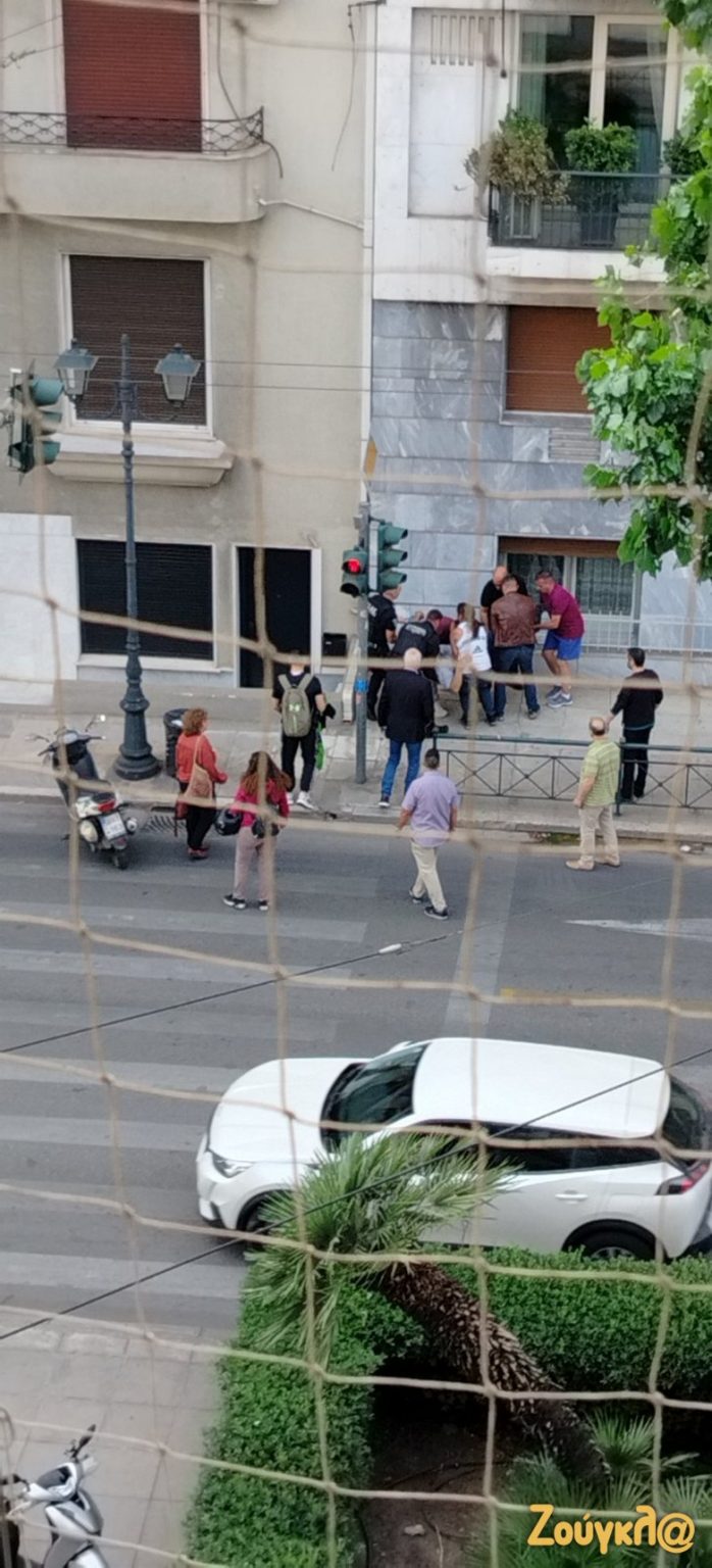 Περιστατικό με σοβαρό πρόβλημα υγείας για οδηγό φορτηγού στη Βασιλέως Κωνσταντίνου - Zougla