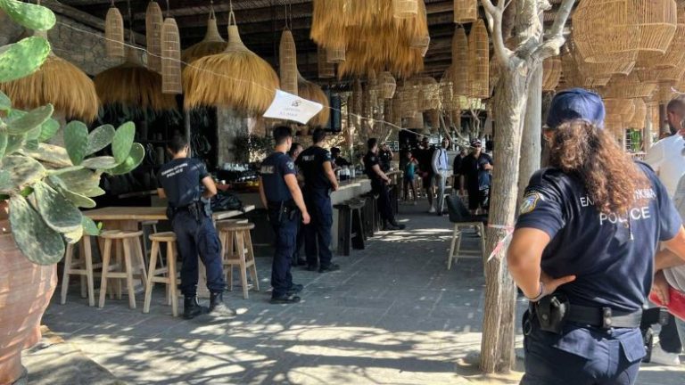 Ρόδος: Oριστικό λουκέτο στο beach bar Santa Marina - Zougla
