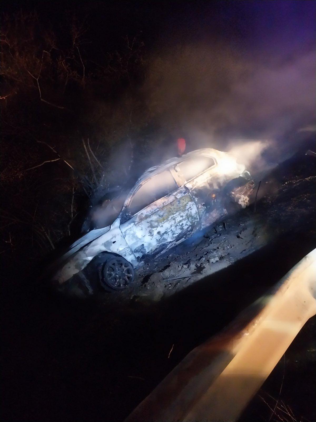 Θρήνος για τον 21χρονο Θανάση που απανθρακώθηκε στο τροχαίο - Zougla