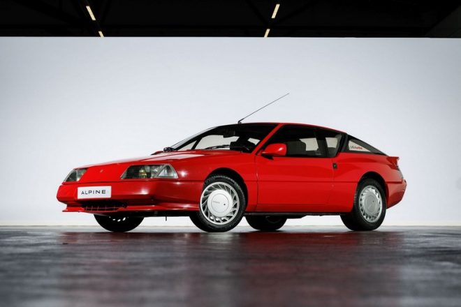 Η Renault δημοπρατεί 100 μοντέλα από την συλλογή της - Tα 90 από αυτά θα είναι διαθέσιμα χωρίς ...