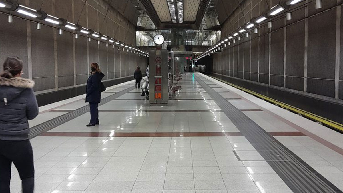 κοινοβουλευτικοί εκπρόσωποι - Zougla