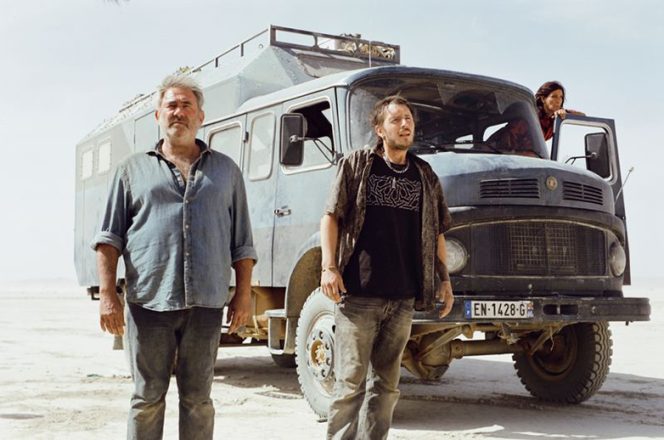 Ταινίες Πρώτης Προβολής: Το εκρηκτικό «Sirat» και «Το Καταφύγιο» του ...