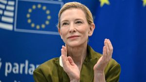 Στο Ευρωκοινοβούλιο η Cate Blanchett για την ασφάλεια των πολιτών στην ...