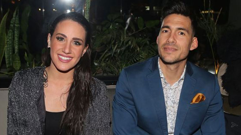 Ο σύντροφος της Μαλού μιλά πρώτη φορά στην κάμερα για τον ερχομό του ...