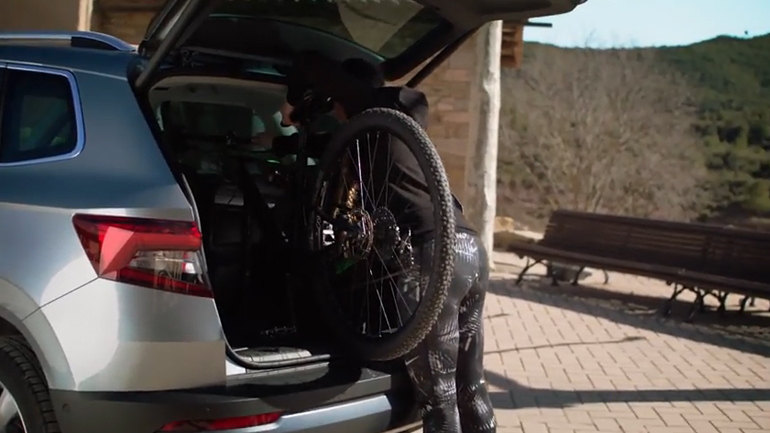 Ποιο SUV είναι ιδανικό για τη μεταφορά ποδηλάτων; - Zougla