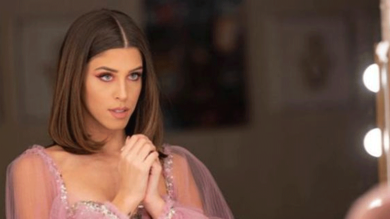 H Demy απαντά για την αποχώρησή της από την εκπομπή «Στην υγειά μας ρε παιδιά» - Zougla