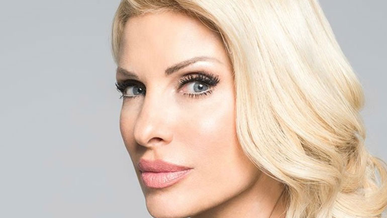 Ελένη Μενεγάκη: H τρυφερή φωτογραφία με τη Βαλέρια με αφορμή τα ...