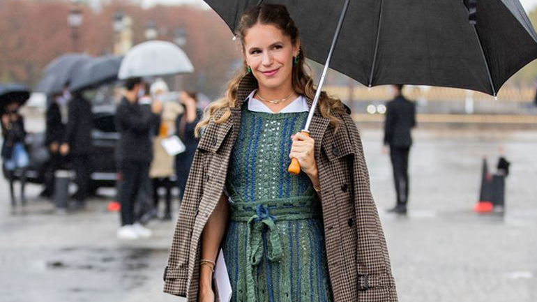 Paris Fashion Week: H κομψή εμφάνιση της Ευγενίας Νιάρχου στο fashion show του Dior - Zougla