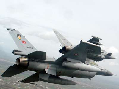 Εικονικός βομβαρδισμός στους Φούρνους από τουρκικά F-16 - Zougla