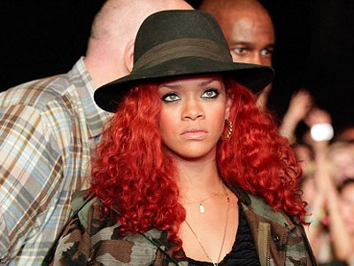 Η μυστική οικογένεια της Miss Fenty - Zougla