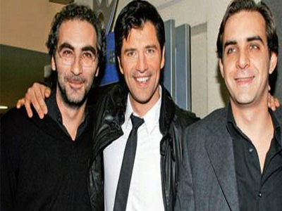 Ο Sakis και οι φίλοι του - Zougla