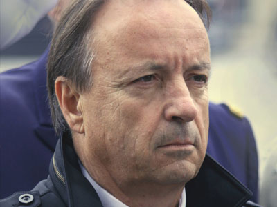 «Πρέπει να χαλαρώσει η μέγγενη του ελληνικού χρέους» - Zougla